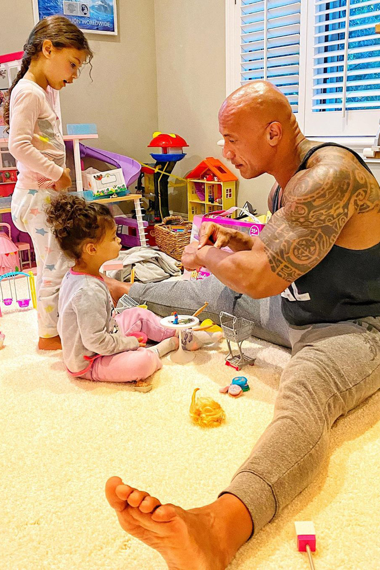 Best star snaps of the week: Adam Sandler and Bella Hadid with goats